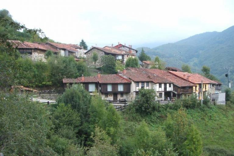 Caleao. Un pueblo en el Parque Natural de Redes (Asturias) - El turista ...